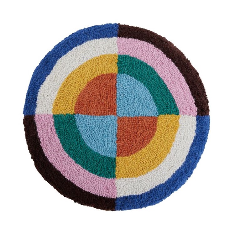 BULLSEYE SHAPED HOOK PILLOW POLY FILLER | Simblist Group